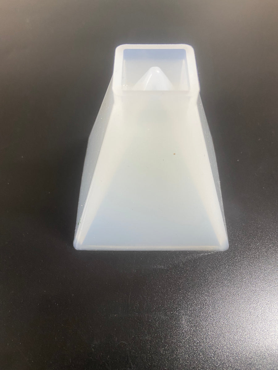 Pyramid Mold – The Craft Hut SCS